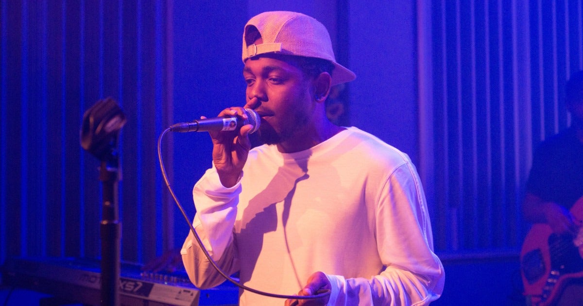 Kendrick Lamar Connects With President Obama At The White House