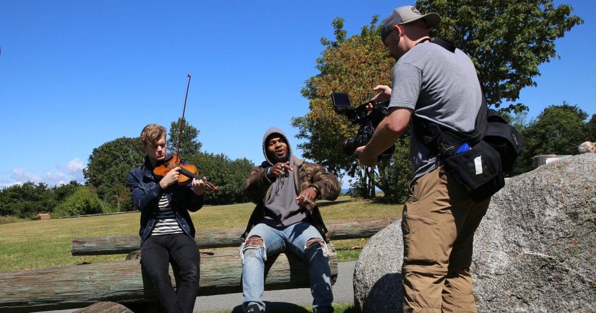 Raz Simone performs at Seattle's Magnuson Par