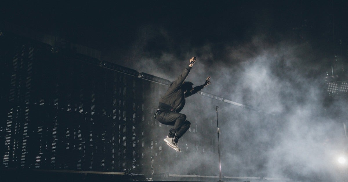 The Weeknd and Kendrick Lamar give live debut of "Sidewalks" in L.A.