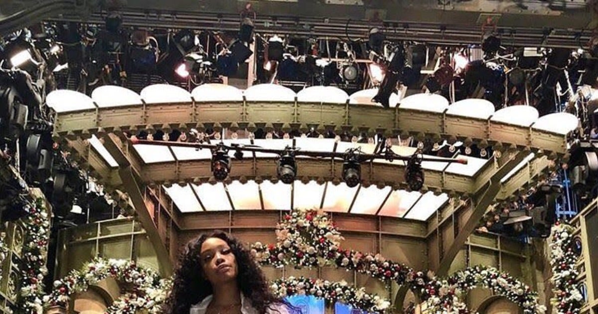 Watch: SZA reworks "The Weekend" and "Love Galore" for 'SNL'