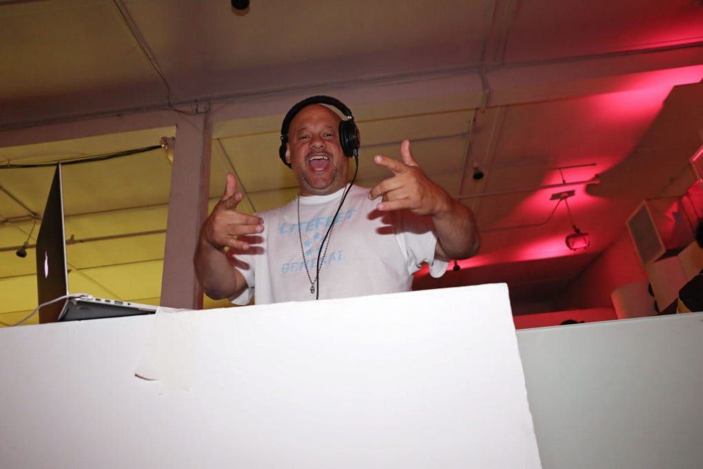 Ted Smooth on how he created the "two records-in-one" intro for 'Friday ...