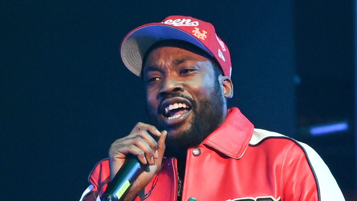 How Meek Mill can become the voice of the generation