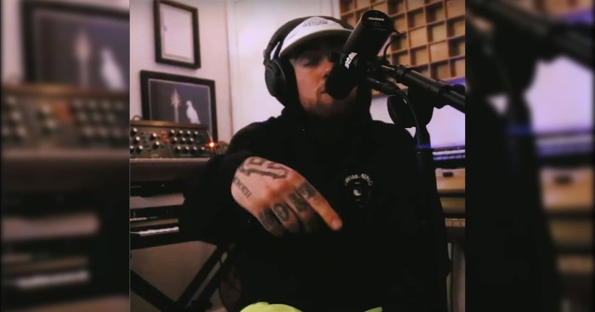 Mac Miller shares an in studio session for "Inertia"