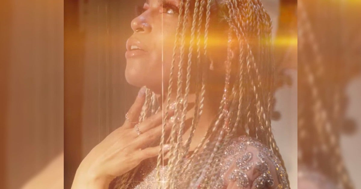 QUIÑ gives a look inside her dream world with "Remind Me"