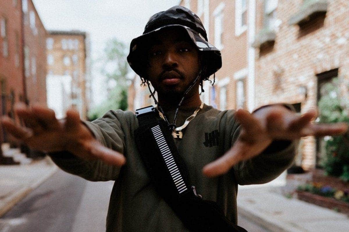 Mez delivers new single “Loading...”