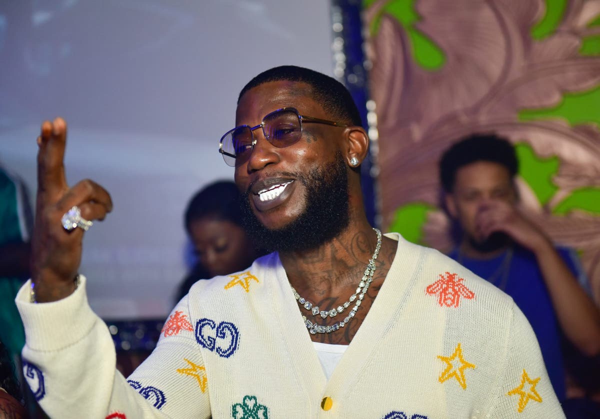 Gucci Mane says he’s “smoking” on Pookie Loc on Verzuz, Twitter loses it