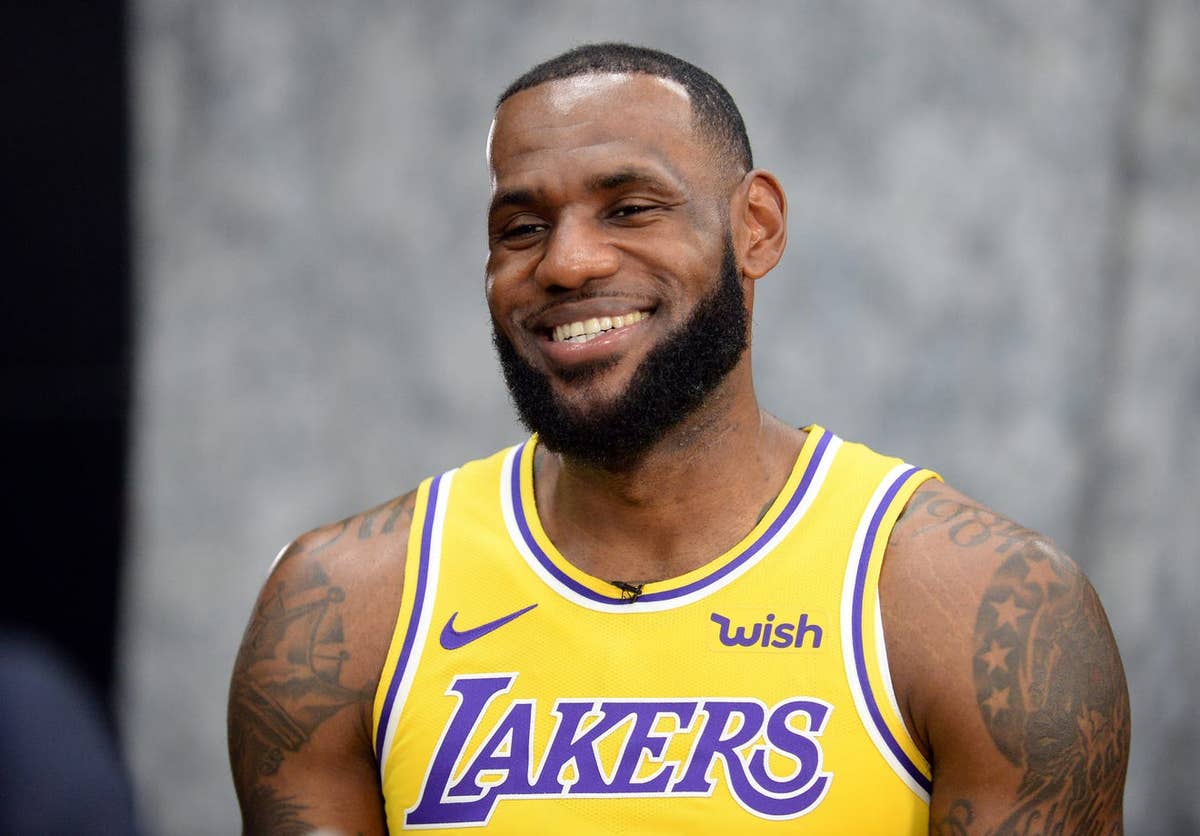 LeBron James wants to buy the Atlanta Dream from outgoing Sen. Kelly ...
