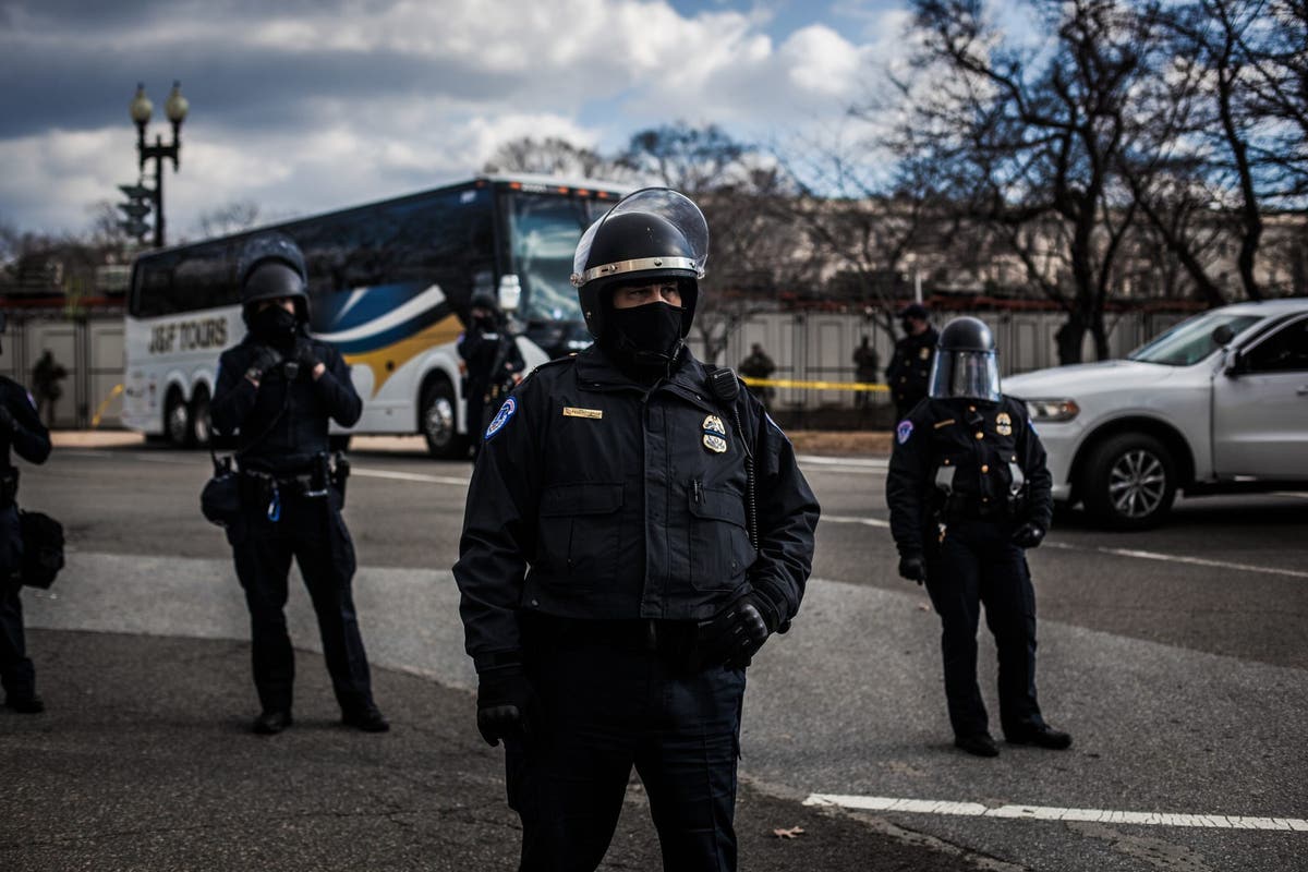 Tacoma police car runs over swarm of people after attempting to stop ...