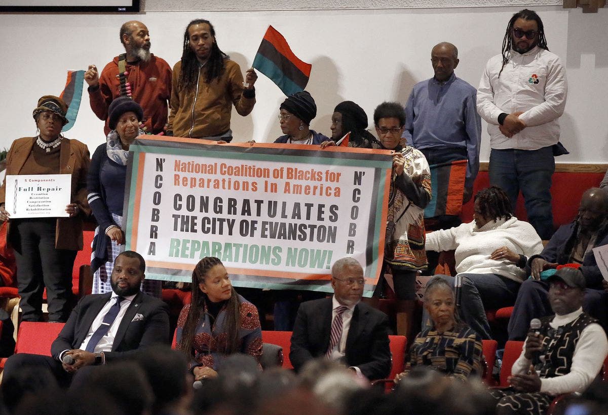 Evanston, Illinois becomes first U.S. city to pay reparations to Black ...