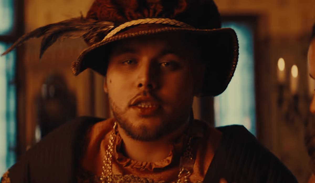Jaykae takes us through history in new video for “Chop”