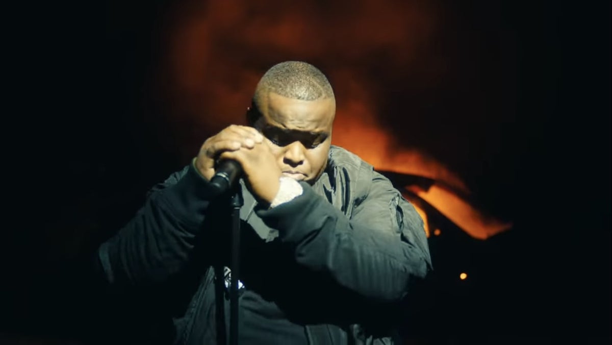 Morray shares new live performance of “Quicksand” and “Can’t Use Me”