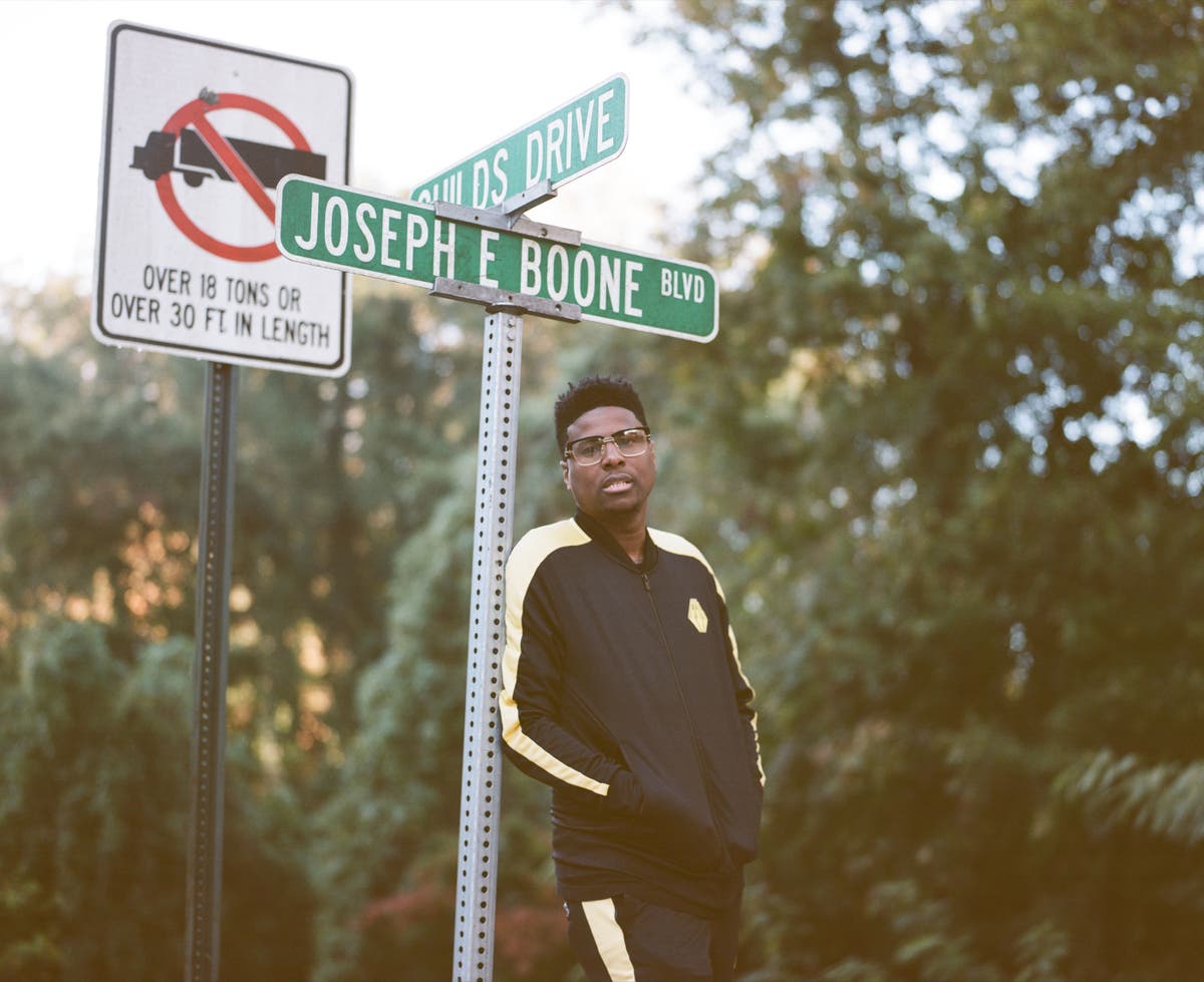 Tour Tales | Barry “Hefner” Johnson knows what J.I.D. and EarthGang ...