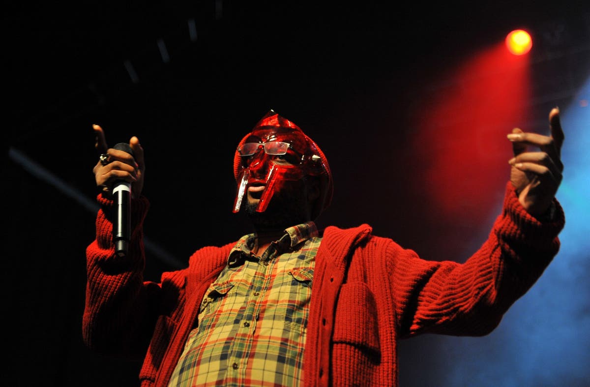Street dedication ceremony held for MF Doom in Long Island
