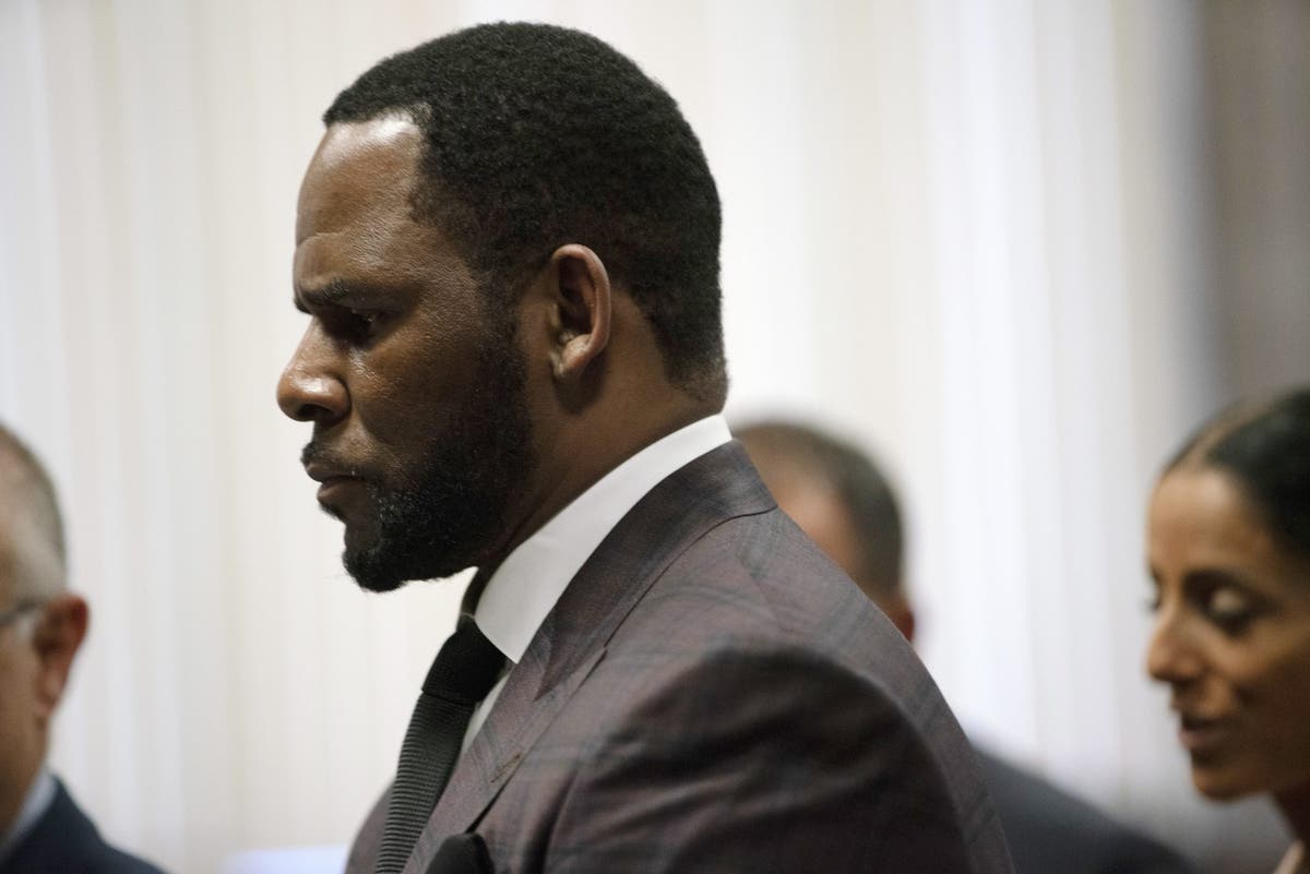 R. Kelly witness says she was forced to smear feces on her face and ...