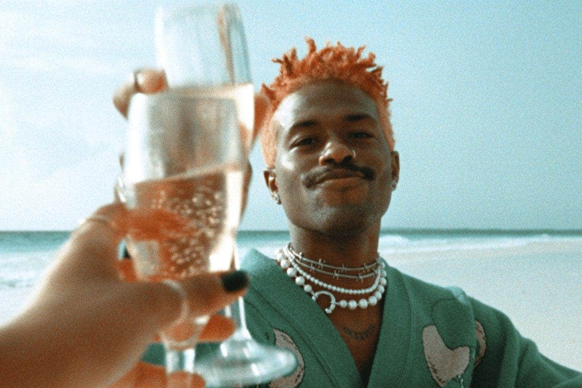 Duckwrth heads to the Bahamas for new “4K” visual
