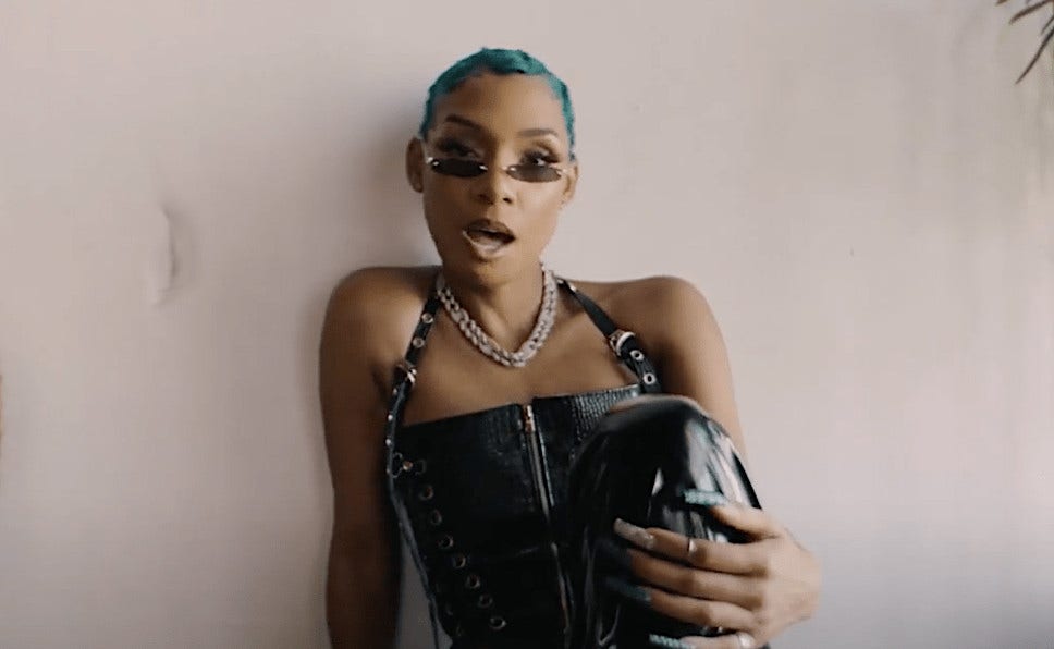 Toian sets the vibe with new release “Driving Me Crazy”