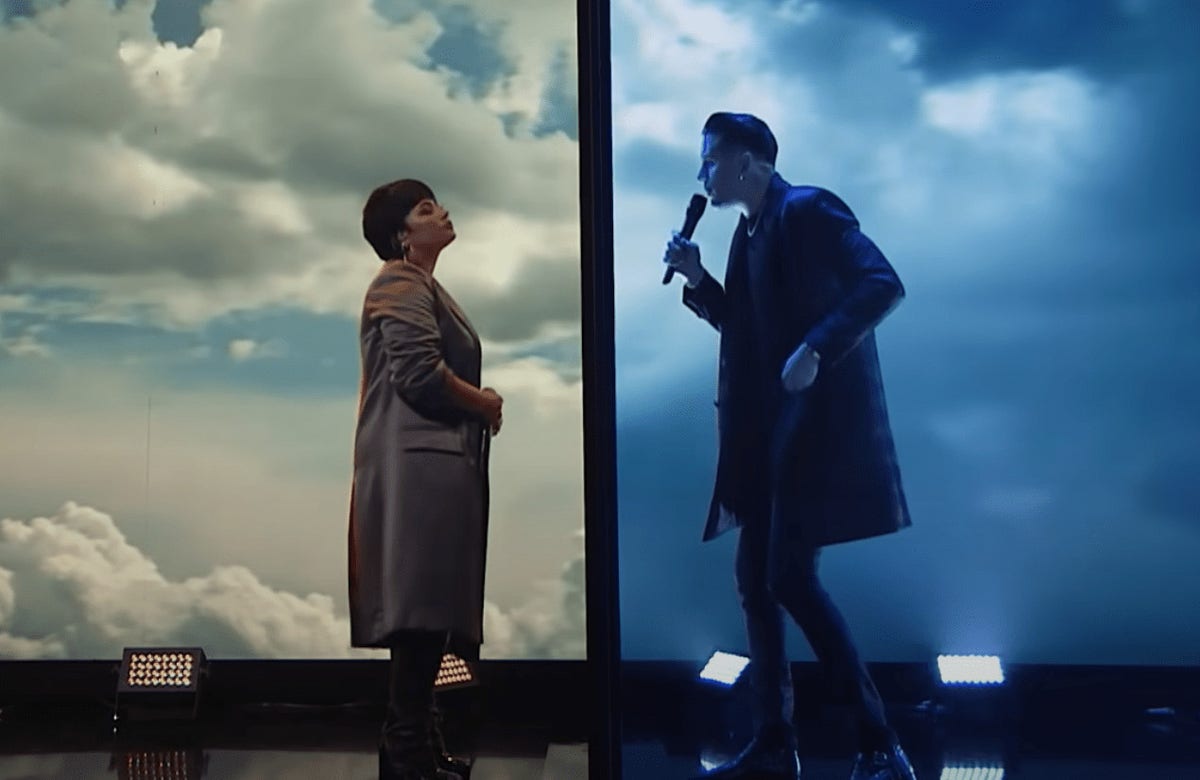 G-Eazy and Demi Lovato debut live performance of “Breakdown”