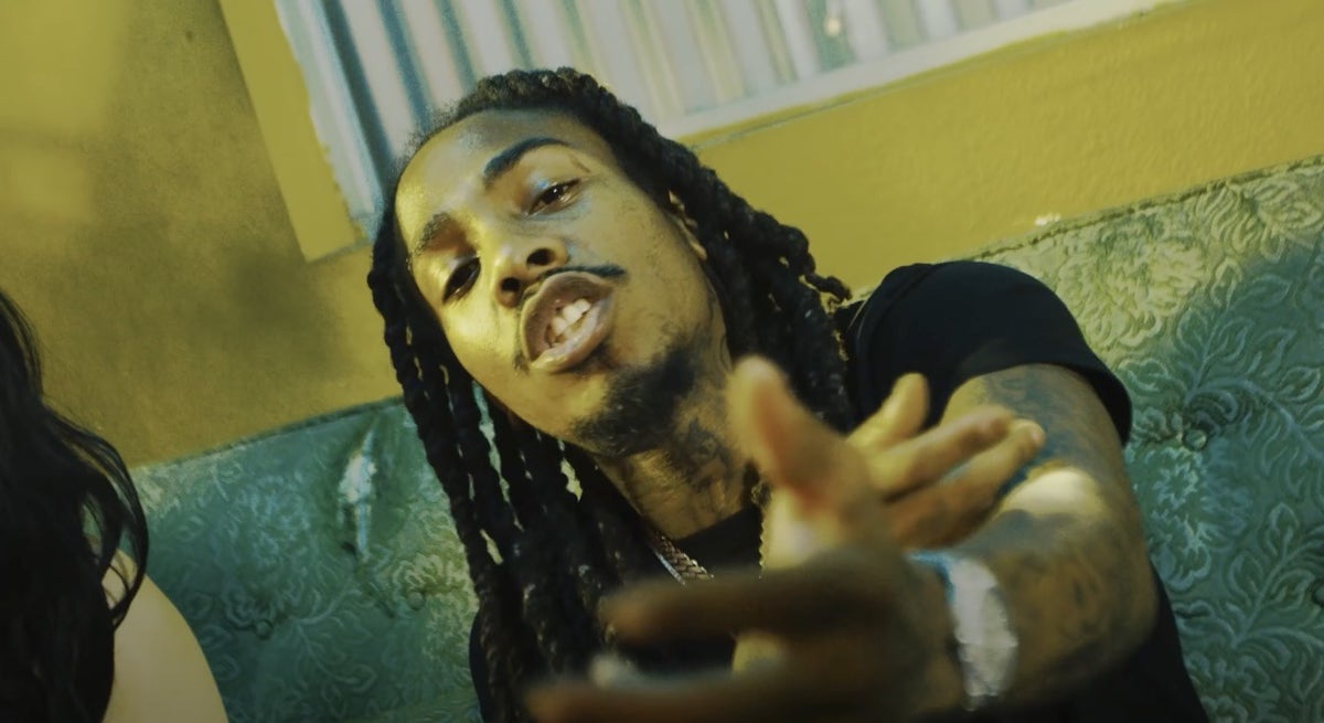 Balla shows how he’s living in “Like This” visual