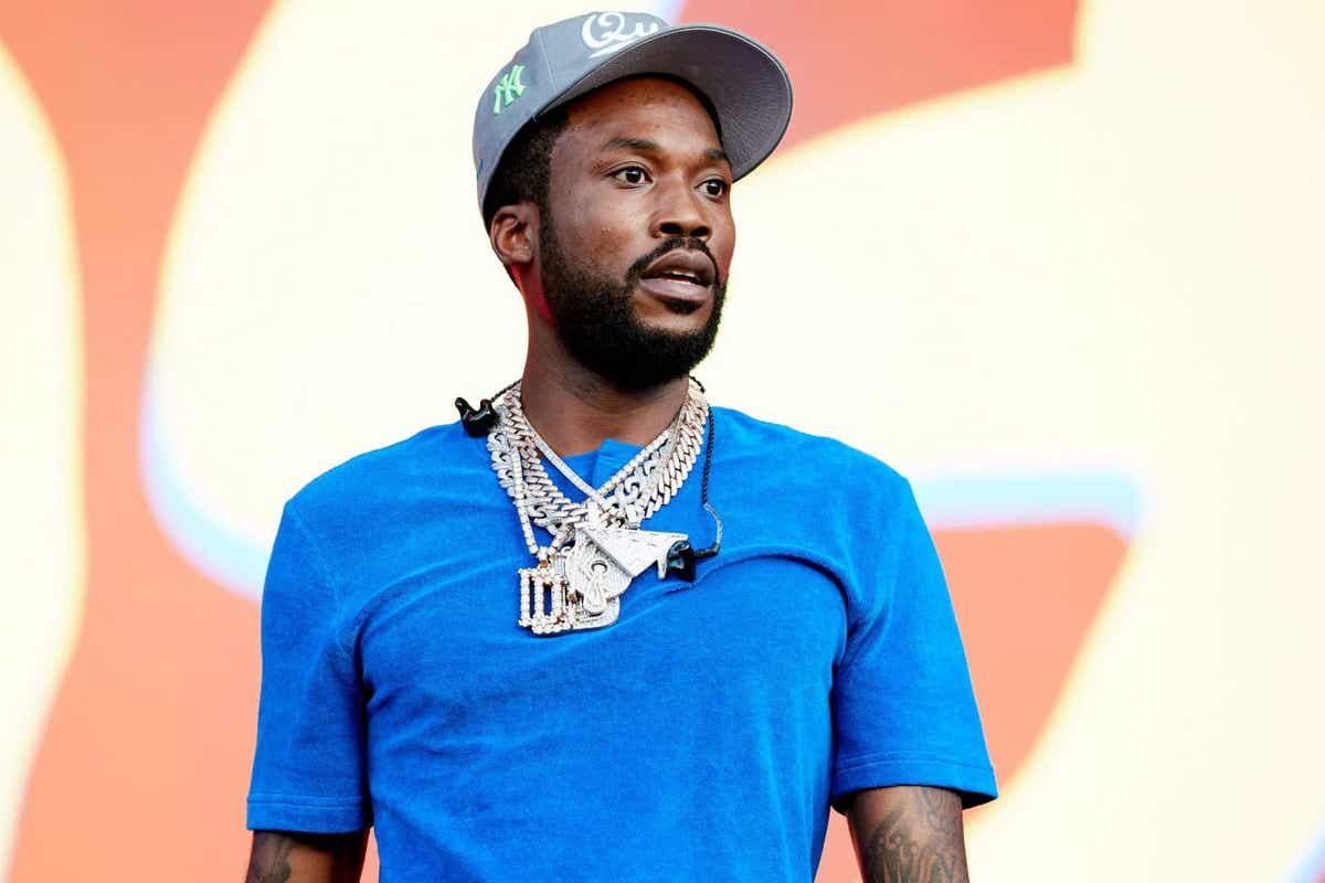 Meek Mill’s ‘Expensive Pain’ debuts at No. 3 on Billboard 200