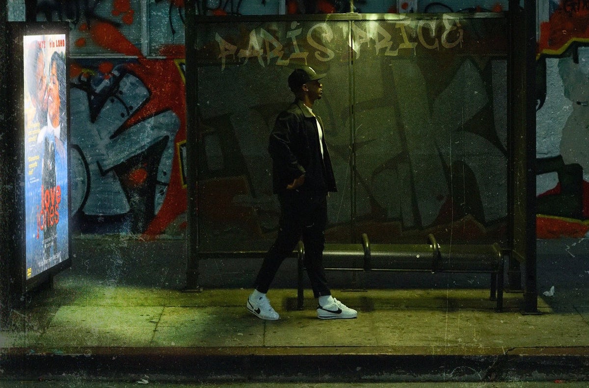 Paris Price connects with Dende for new single “Love Jones”