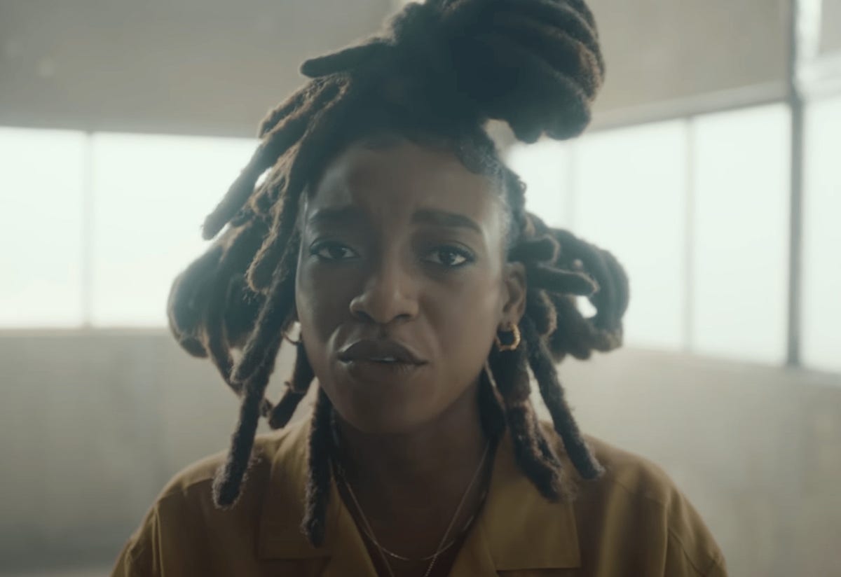 Little Simz reveals new visual for “I Love You, I Hate You”
