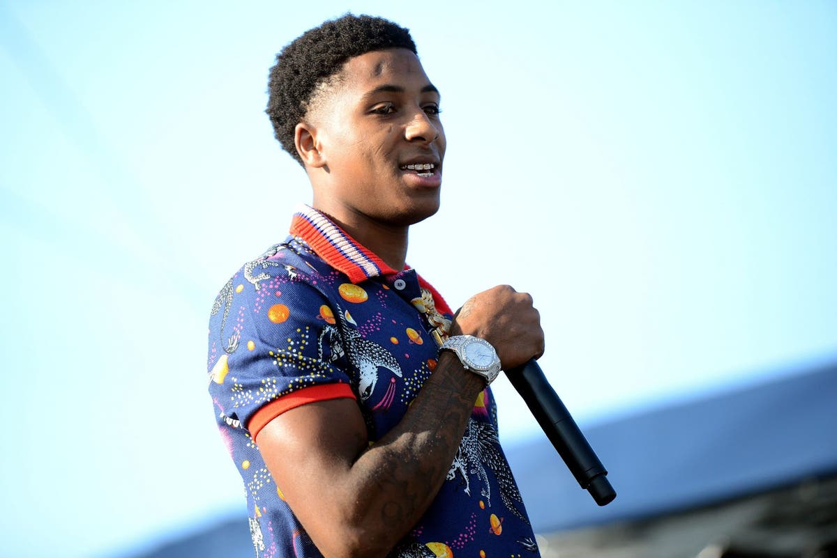 NBA YoungBoy wearing makeup