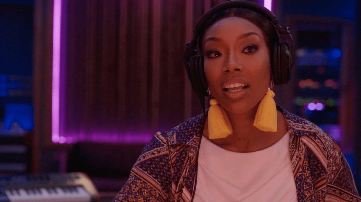 Queens Cast Lady Z Strikes Back video