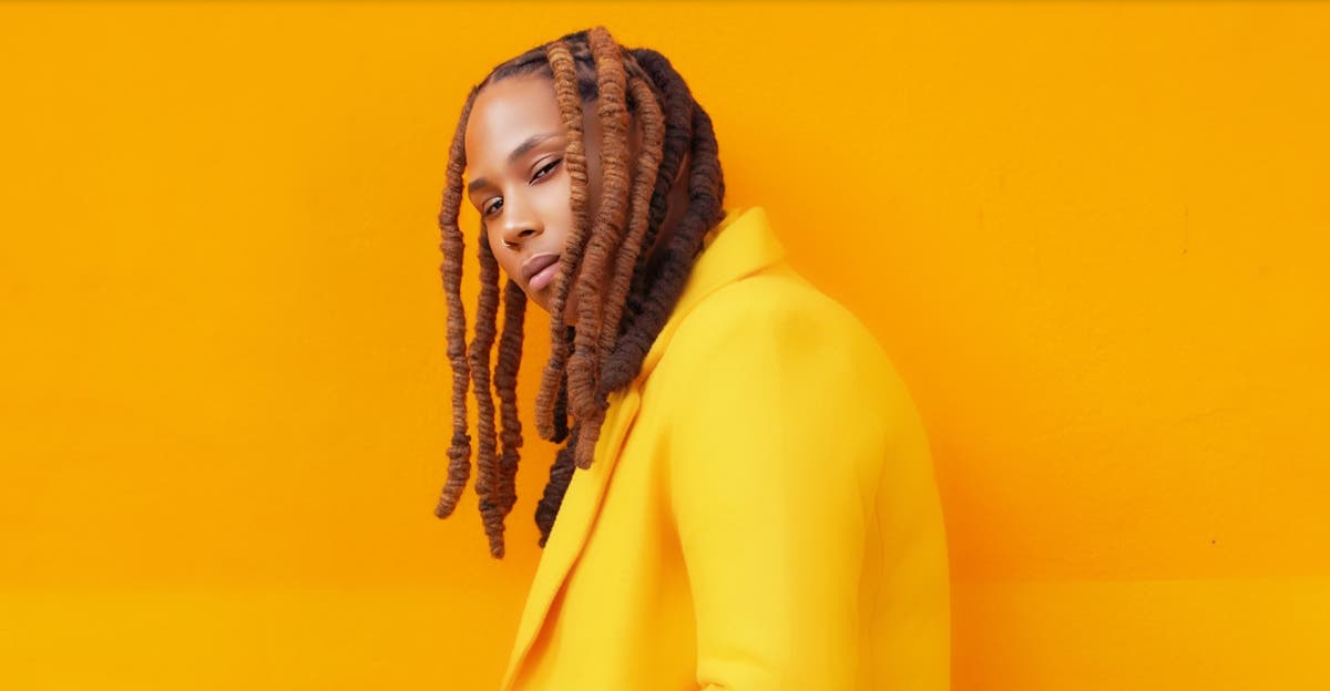 Suni MF "Backing It Up" video