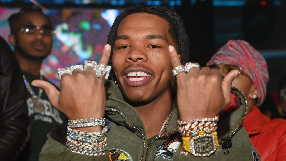 Lil Baby hints at new album in billboard that says "I'm Coming"