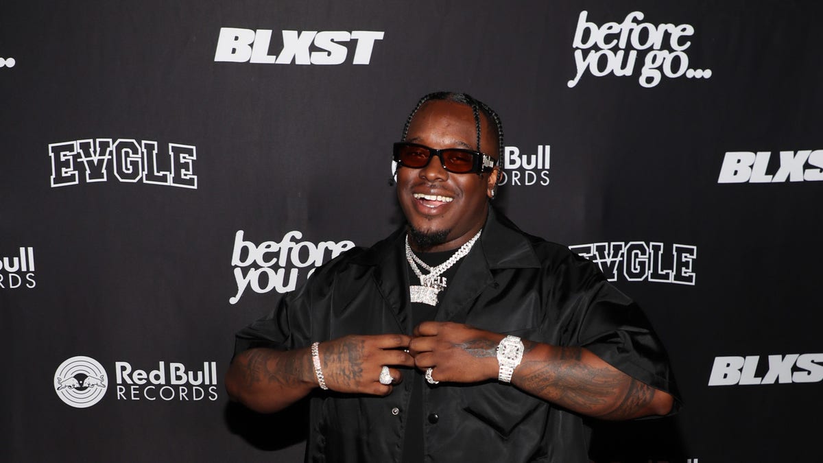 Blxst announces plans to return to the stage in "Before You Go Tour"