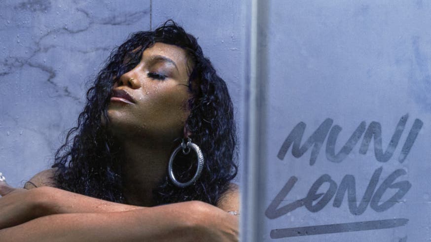 Muni Long sings about the "Pain" in latest single