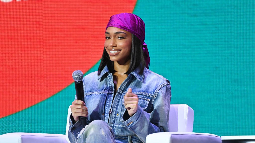 Lori Harvey officially signs with IMG Models and WME