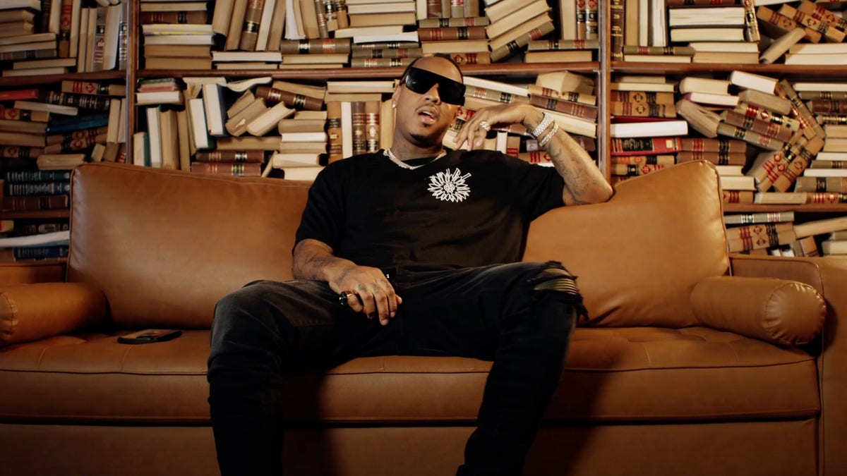 Jeremih returns with new visual for "Changes"