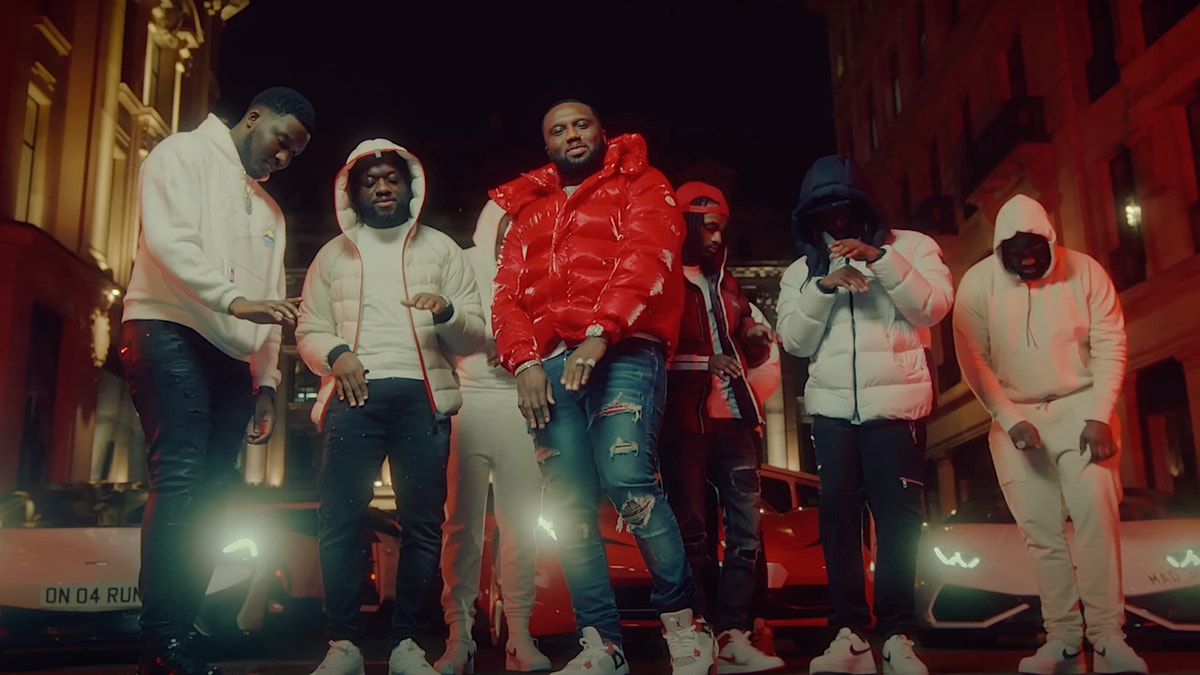 Headie One drops off new visual for "50's"