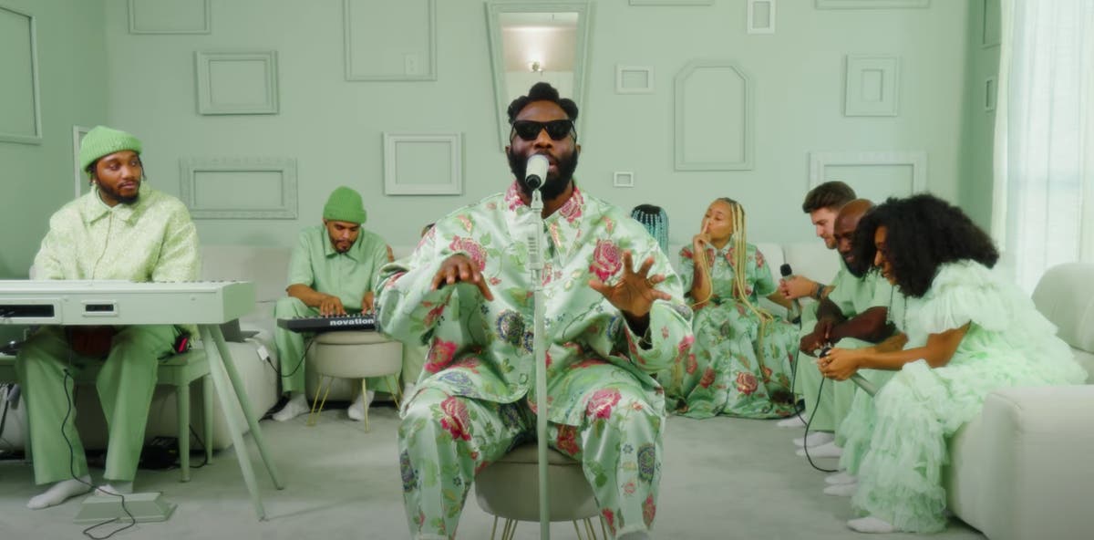 Tobe Nwigwe drops off new performance of “Get A Lil Bag”