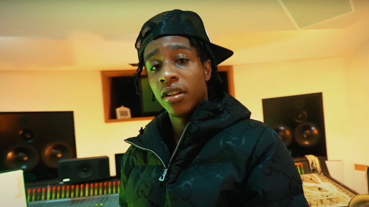 Clavish delivers "2023 Intro Freestyle" visual