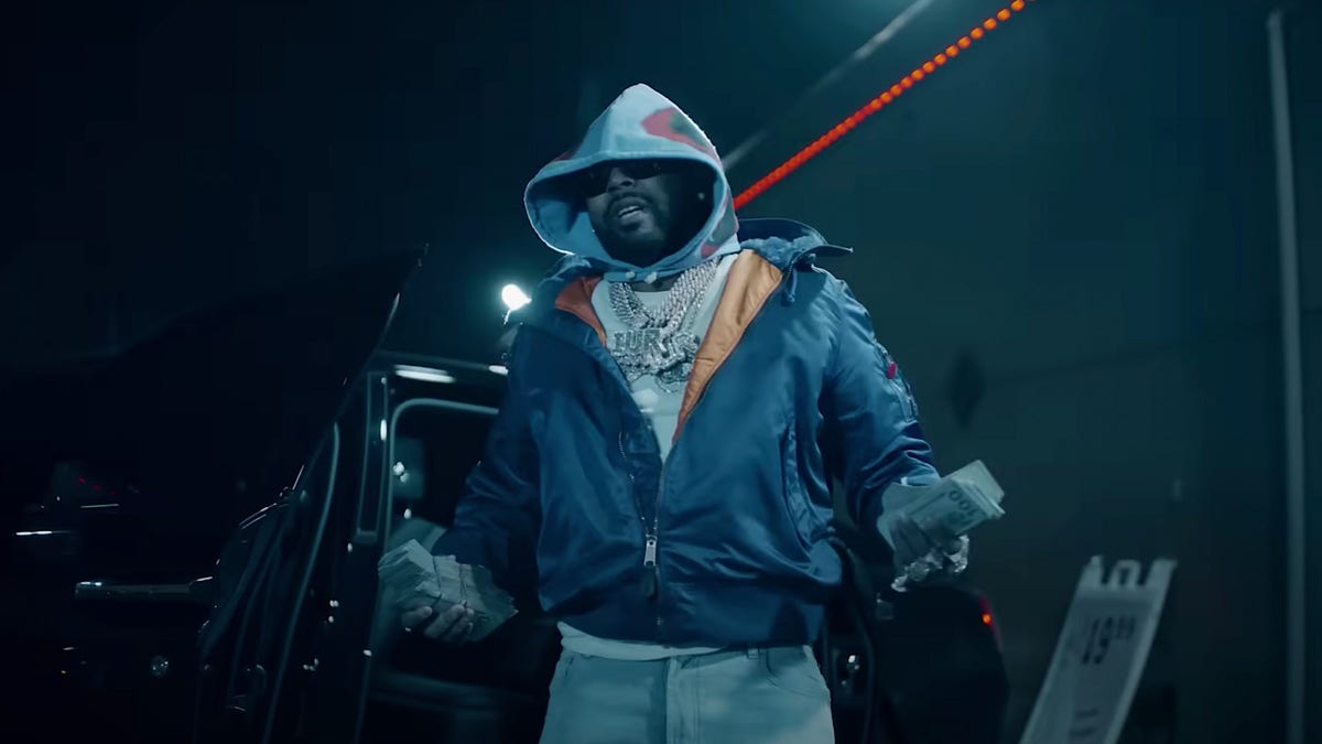 Icewear Vezzo drops off new visual for "GET ALOT OF MONEY"