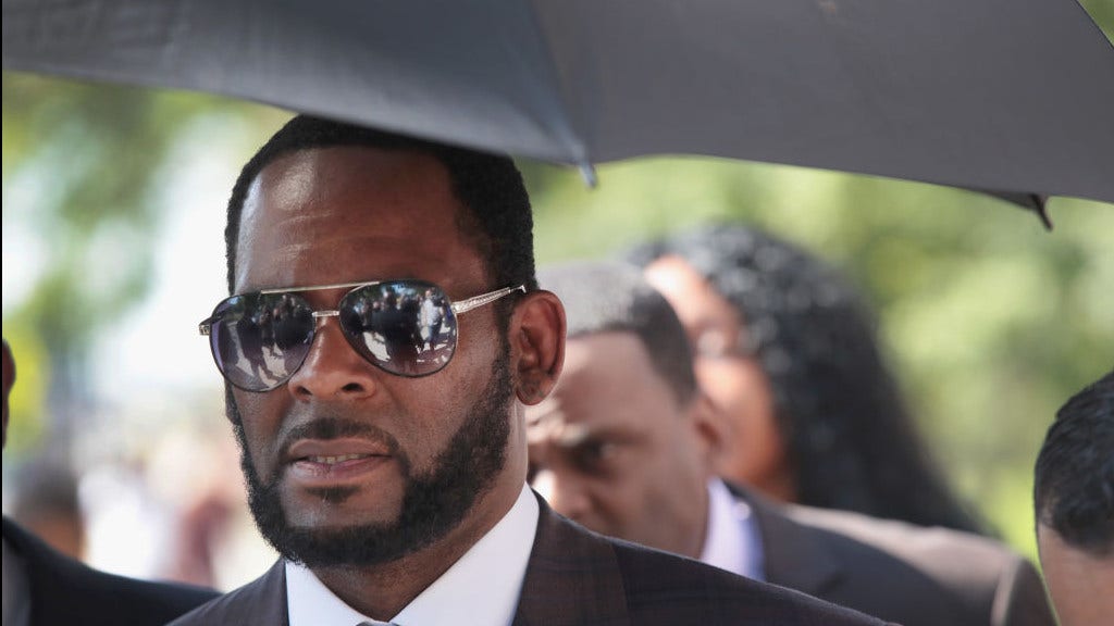 R. Kelly victim can collect million-dollar award from his royalties