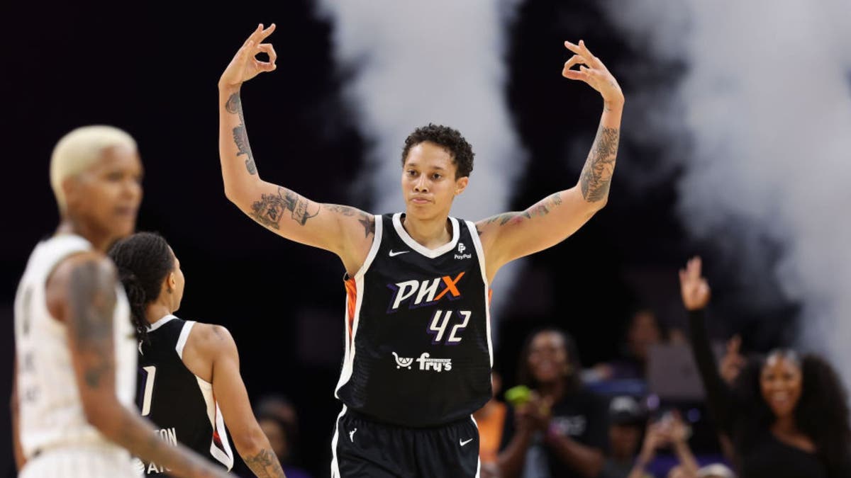 Brittney Griner yells "I'm back" as she cements her WNBA return