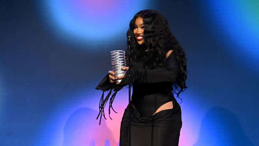 SZA gets candid about plastic surgery in interview: “I paid for it”