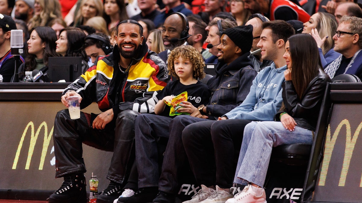 Drake shares photo with family in celebration of son's sixth birthday