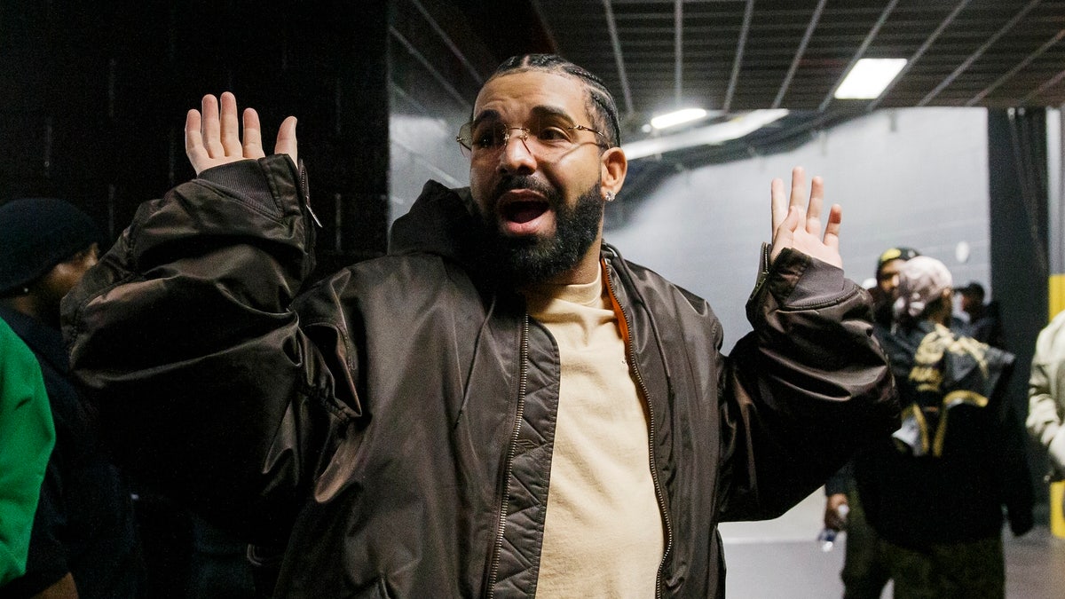 Drake tops Billboard 200 for the 13th time with 'For All The Dogs'