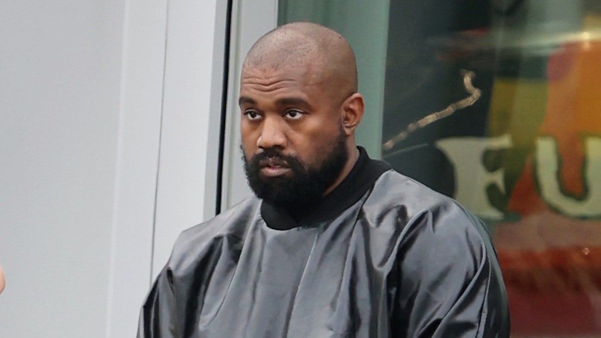 Kanye West officially unveils Yeezy Pods footwear