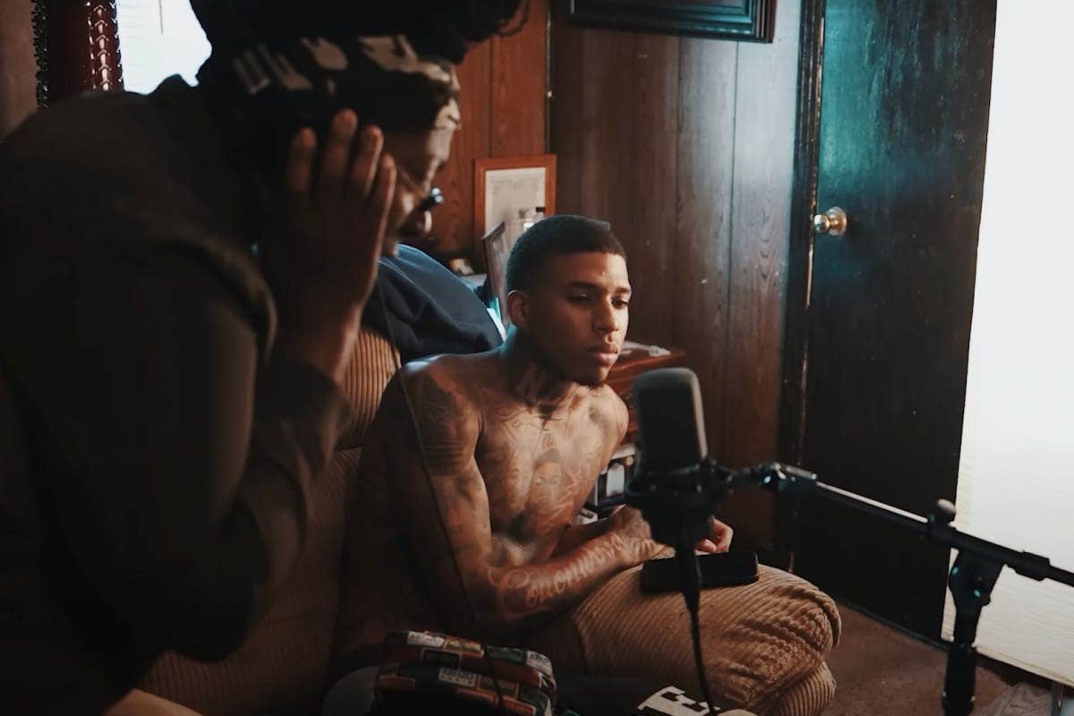 NLE Choppa drops off latest visual for "AUNTIE LIVING ROOM"