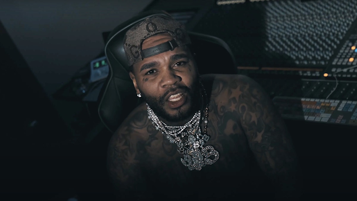 Kevin Gates unveils new visual for "Super General 2"