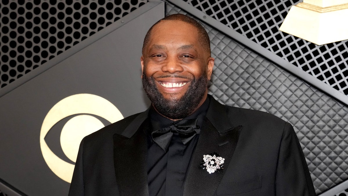 Killer Mike commemorates Grammys sweep with $100 broom