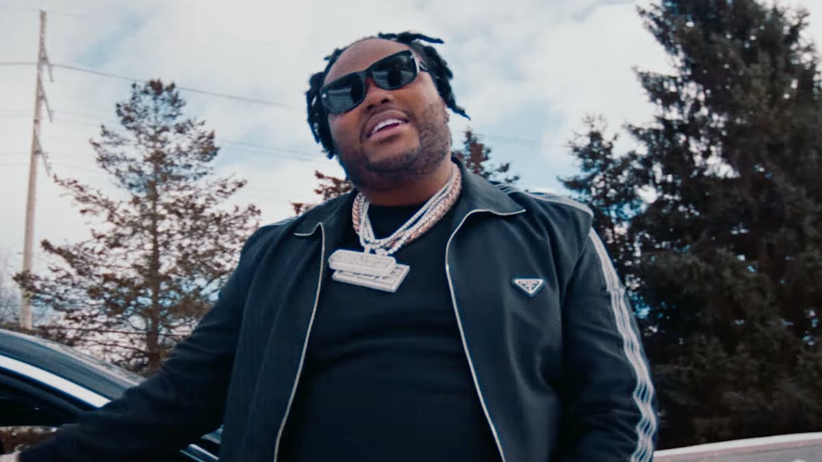 Check out Tee Grizzley's latest visual for "One of One"