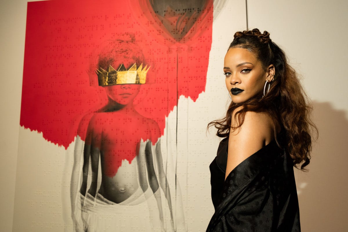 17 most iconic R&B album covers: Michael Jackson's "Thriller" & more