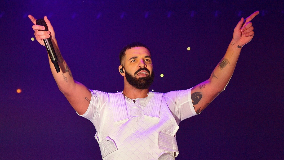 Drake officially announces “The Anita Max Win Tour” dates