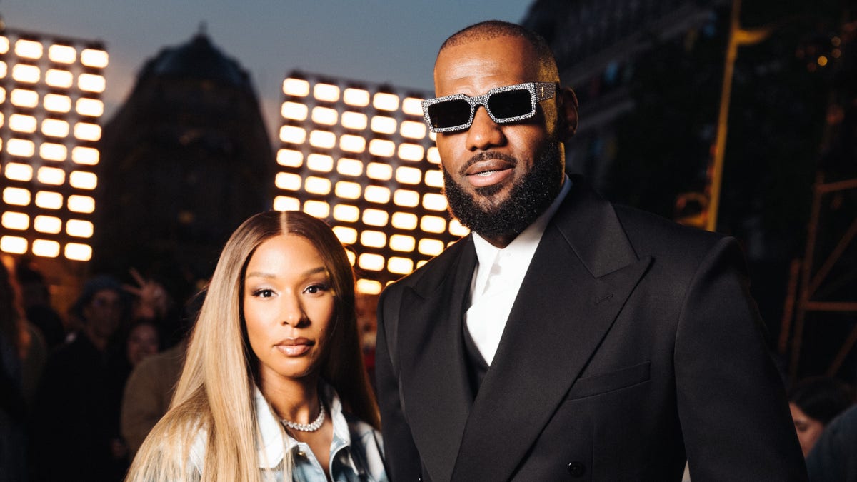 11 sports couples we love, from the NFL and NBA to the Olympics